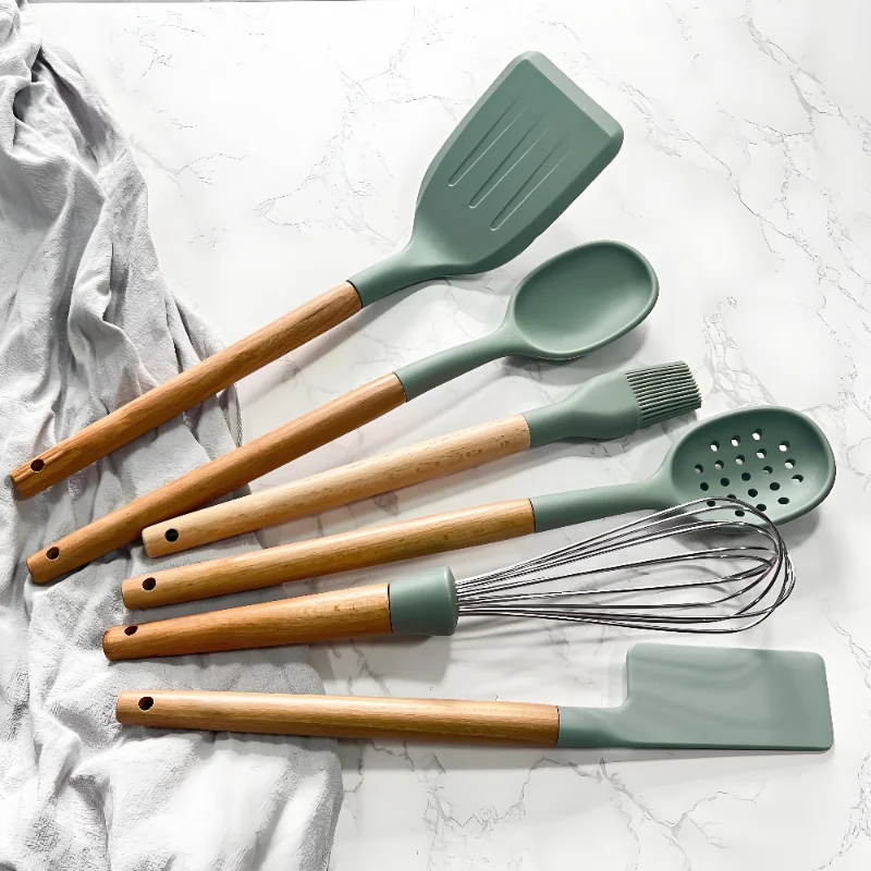 Silicone vs Plastic: Are Silicone Cooking Utensils Better than Plastic?